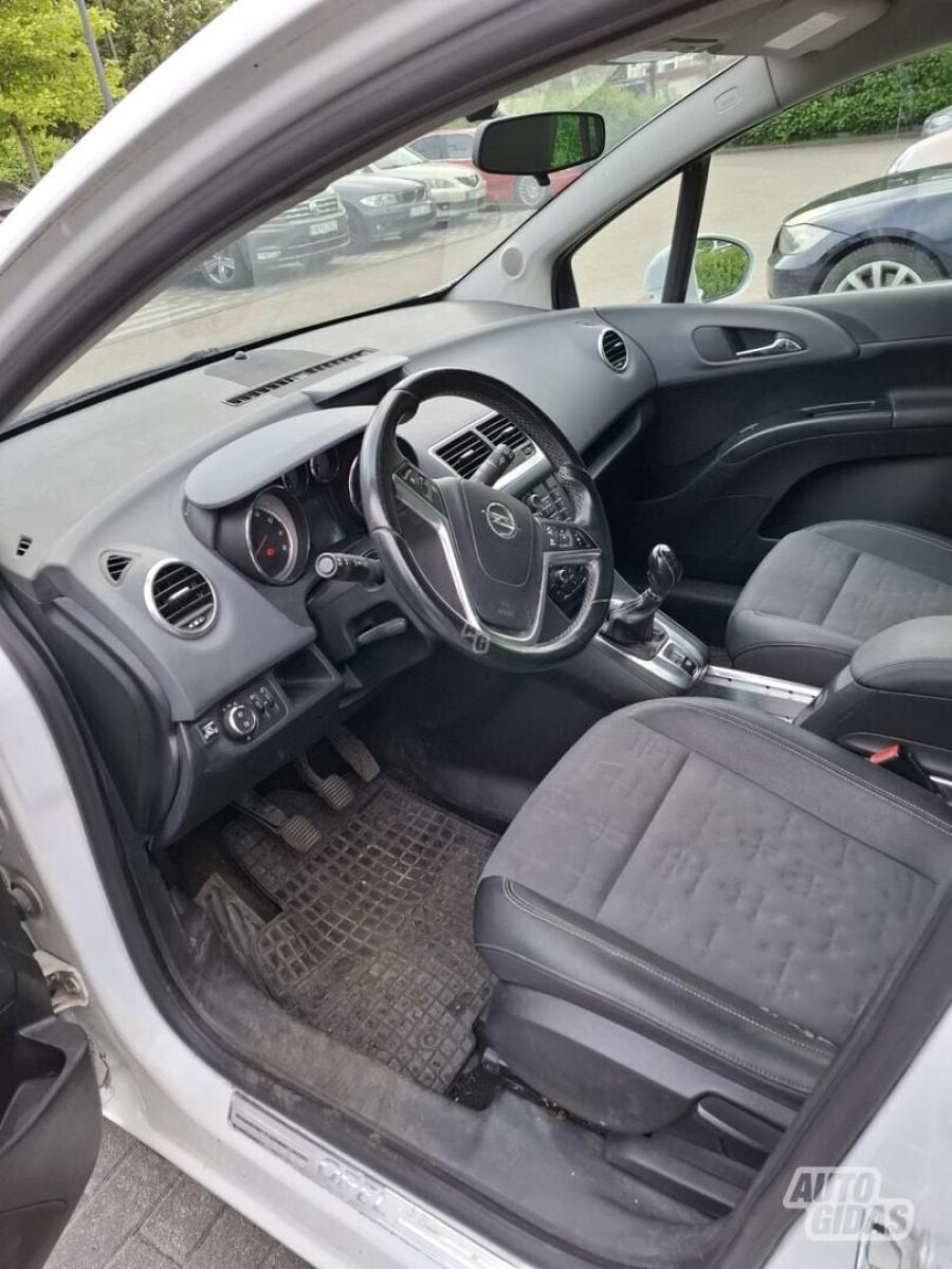 Balts Opel Meriva 2013 Viļņa, ar dzinēja tilpumu 1.40 L un nobraukumu 164 tūkst. km par 3300 €, foto 13 vietnē AUTOMOTO.COM.LV