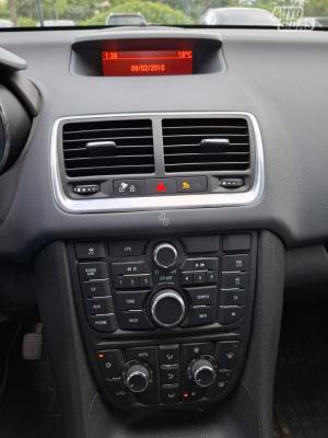 Balts Opel Meriva 2013 Viļņa, ar dzinēja tilpumu 1.40 L un nobraukumu 164 tūkst. km par 3300 €, foto 16 vietnē AUTOMOTO.COM.LV