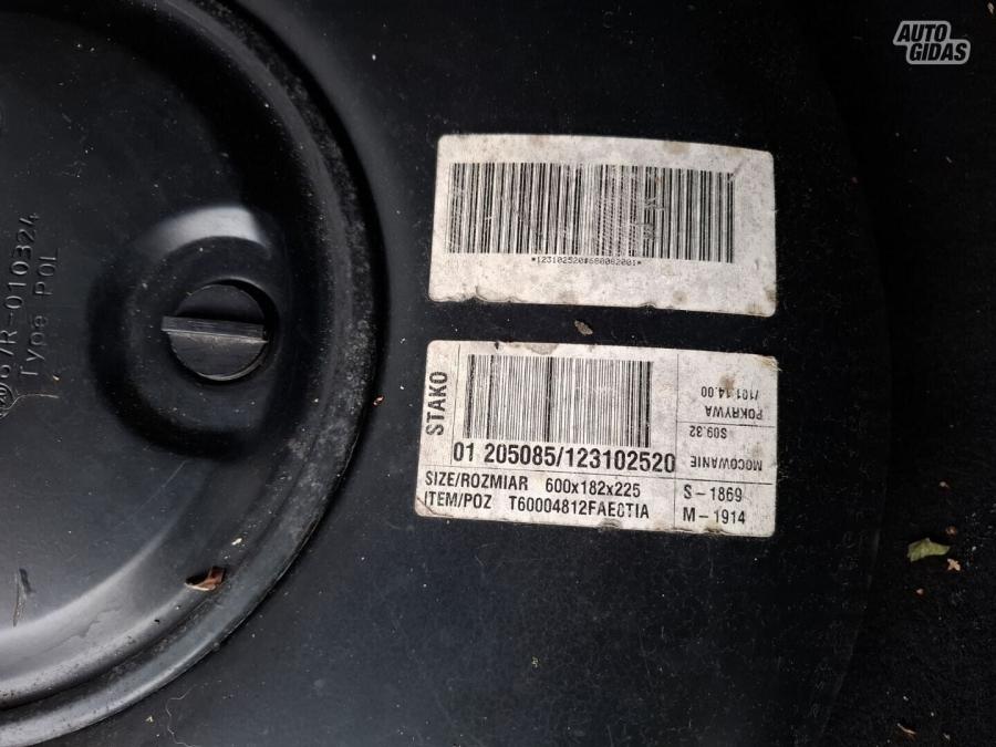 Balts Opel Meriva 2013 Viļņa, ar dzinēja tilpumu 1.40 L un nobraukumu 164 tūkst. km par 3300 €, foto 21 vietnē AUTOMOTO.COM.LV