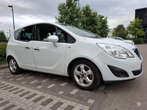 Balts Opel Meriva 2013 Viļņa, ar dzinēja tilpumu 1.36 L un nobraukumu 164 tūkst. km par 3300 €, foto 4 vietnē AUTOMOTO.COM.LV