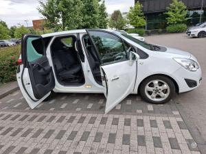 Balts Opel Meriva 2013 Viļņa, ar dzinēja tilpumu 1.36 L un nobraukumu 164 tūkst. km par 3300 €, foto 7 vietnē AUTOMOTO.COM.LV