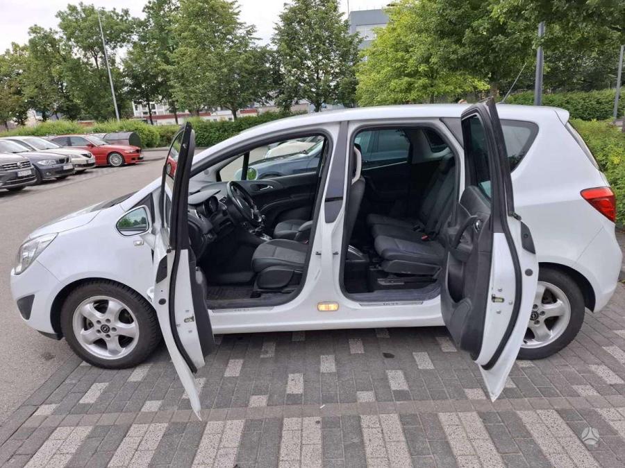 Balts Opel Meriva 2013 Viļņa, ar dzinēja tilpumu 1.36 L un nobraukumu 164 tūkst. km par 3300 €, foto 11 vietnē AUTOMOTO.COM.LV