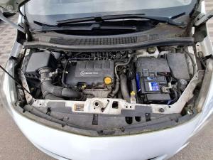 Balts Opel Meriva 2013 Viļņa, ar dzinēja tilpumu 1.36 L un nobraukumu 164 tūkst. km par 3300 €, foto 18 vietnē AUTOMOTO.COM.LV