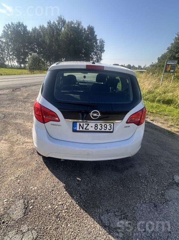 Balts Opel Meriva 2013 Bauska, ar dzinēja tilpumu 1.70 L un nobraukumu 258 tūkst. km par 3100 €, foto 6 vietnē AUTOMOTO.COM.LV
