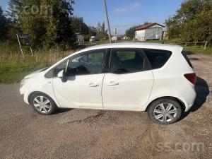 Balts Opel Meriva 2013 Bauska, ar dzinēja tilpumu 1.70 L un nobraukumu 258 tūkst. km par 3100 €, foto 7 vietnē AUTOMOTO.COM.LV