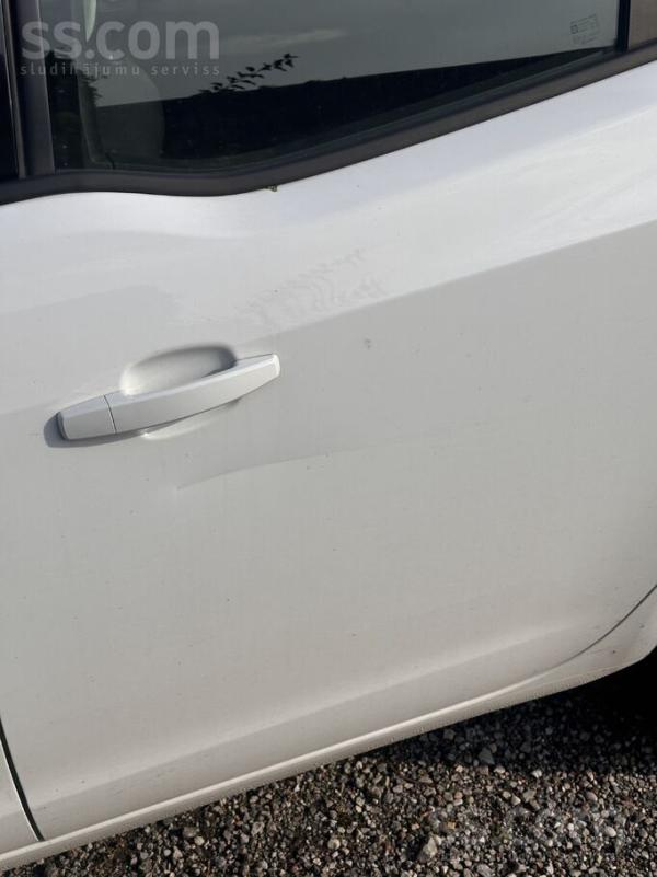 Balts Opel Meriva 2013 Bauska, ar dzinēja tilpumu 1.70 L un nobraukumu 258 tūkst. km par 3100 €, foto 8 vietnē AUTOMOTO.COM.LV