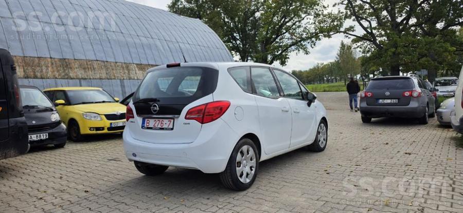 Balts Opel Meriva 2013 Valmiera, ar dzinēja tilpumu 1.70 L un nobraukumu 342 tūkst. km par 2900 €, foto 4 vietnē AUTOMOTO.COM.LV