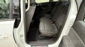 White Opel Meriva 2013 in Valmiera, with an engine capacity of 1.70 L and mileage of 279 thousand km for 3600 €, photo 6 on AUTOMOTO.COM.LV