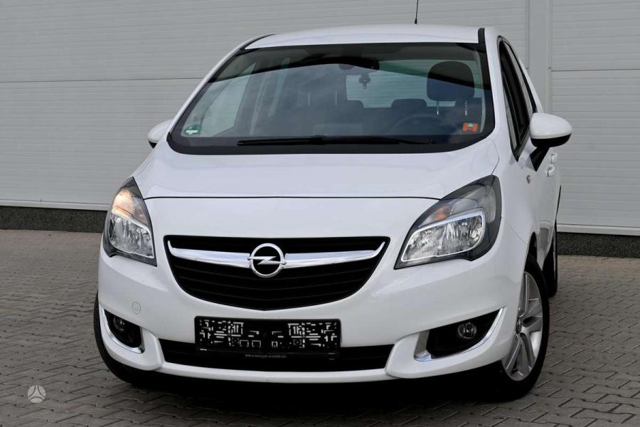 White Opel Meriva 2015 in Kretinga, with an engine capacity of 1.60 L and mileage of 257 thousand km for 4999 €, photo 2 on AUTOMOTO.COM.LV
