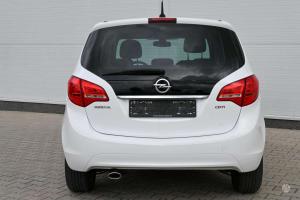 White Opel Meriva 2015 in Kretinga, with an engine capacity of 1.60 L and mileage of 257 thousand km for 4999 €, photo 9 on AUTOMOTO.COM.LV