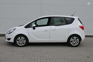White Opel Meriva 2015 in Kretinga, with an engine capacity of 1.60 L and mileage of 257 thousand km for 4999 €, photo 12 on AUTOMOTO.COM.LV