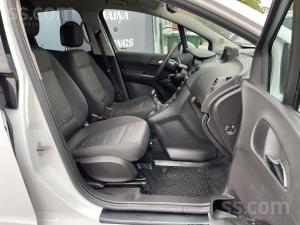 White Opel Meriva 2015 in Talsi, with an engine capacity of 1.60 L and mileage of 157 thousand km for 3900 €, photo 10 on AUTOMOTO.COM.LV