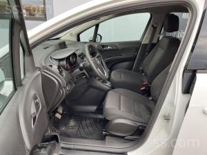 White Opel Meriva 2015 in Talsi, with an engine capacity of 1.60 L and mileage of 157 thousand km for 3900 €, photo 22 on AUTOMOTO.COM.LV