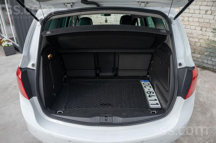 Balts Opel Meriva 2015 Liepāja, ar dzinēja tilpumu 1.60 L un nobraukumu 219 tūkst. km par 4900 €, foto 12 vietnē AUTOMOTO.COM.LV