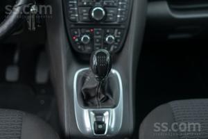 Balts Opel Meriva 2015 Liepāja, ar dzinēja tilpumu 1.60 L un nobraukumu 219 tūkst. km par 4900 €, foto 18 vietnē AUTOMOTO.COM.LV