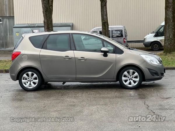Dzeltens Opel Meriva 2011 Narva, ar dzinēja tilpumu 1.70 L un nobraukumu 292 tūkst. km par 2499 €, foto 5 vietnē AUTOMOTO.COM.LV