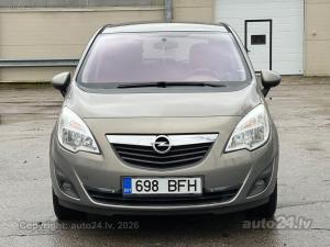 Yellow Opel Meriva 2011 in Narva, with an engine capacity of 1.70 L and mileage of 292 thousand km for 2499 €, photo 3 on AUTOMOTO.COM.LV