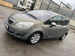 Yellow Opel Meriva 2011 in Narva, with an engine capacity of 1.70 L and mileage of 292 thousand km for 2499 €, photo 10 on AUTOMOTO.COM.LV
