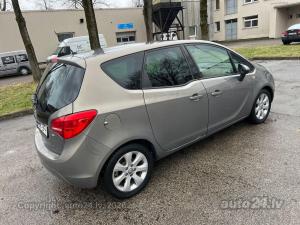 Yellow Opel Meriva 2011 in Narva, with an engine capacity of 1.70 L and mileage of 292 thousand km for 2499 €, photo 14 on AUTOMOTO.COM.LV