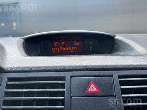 Yellow Opel Meriva 2006 in Riga, with an engine capacity of 1.30 L and mileage of 201 thousand km for 870 €, photo 12 on AUTOMOTO.COM.LV