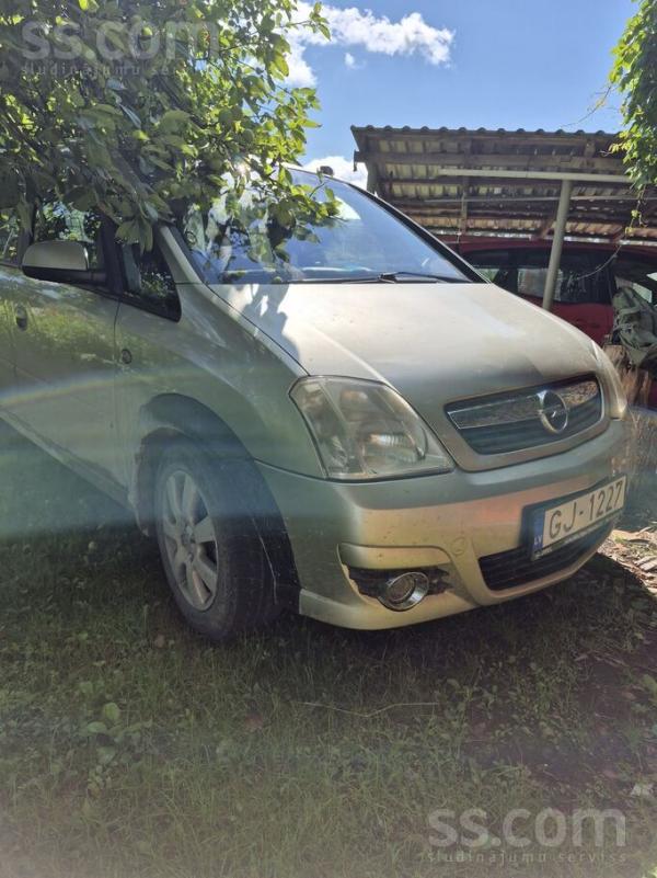 Dzeltens Opel Meriva 2007 Valmiera, ar dzinēja tilpumu 1.60 L un nobraukumu 260 tūkst. km par 450 €, foto 1 vietnē AUTOMOTO.COM.LV