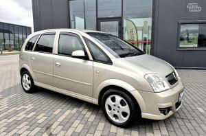 Yellow Opel Meriva 2008 in Siauliai, with an engine capacity of 1.60 L and mileage of 190 thousand km for 2250 €, photo 8 on AUTOMOTO.COM.LV