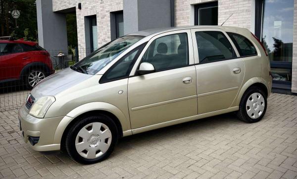 Yellow Opel Meriva 2009 in Vilnius, with an engine capacity of 1.60 L and mileage of 120 thousand km for 1490 €, photo 7 on AUTOMOTO.COM.LV