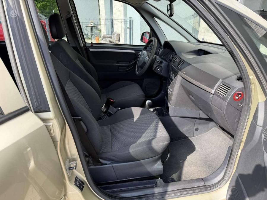 Dzeltens Opel Meriva 2009 Viļņa, ar dzinēja tilpumu 1.60 L un nobraukumu 120 tūkst. km par 1490 €, foto 14 vietnē AUTOMOTO.COM.LV
