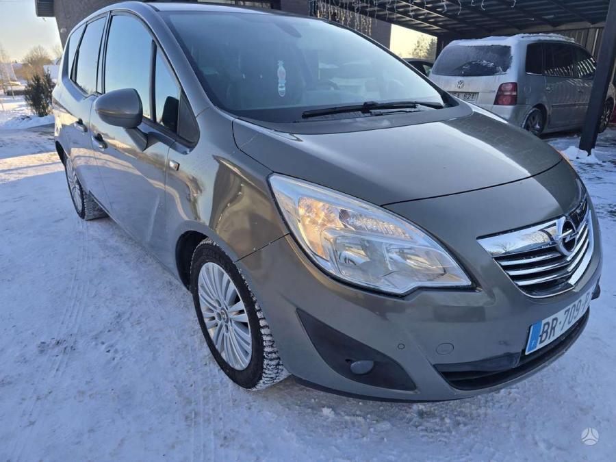 Dzeltens Opel Meriva 2011 Rokiškis, ar dzinēja tilpumu 1.69 L un nobraukumu 166 tūkst. km par 3000 €, foto 2 vietnē AUTOMOTO.COM.LV