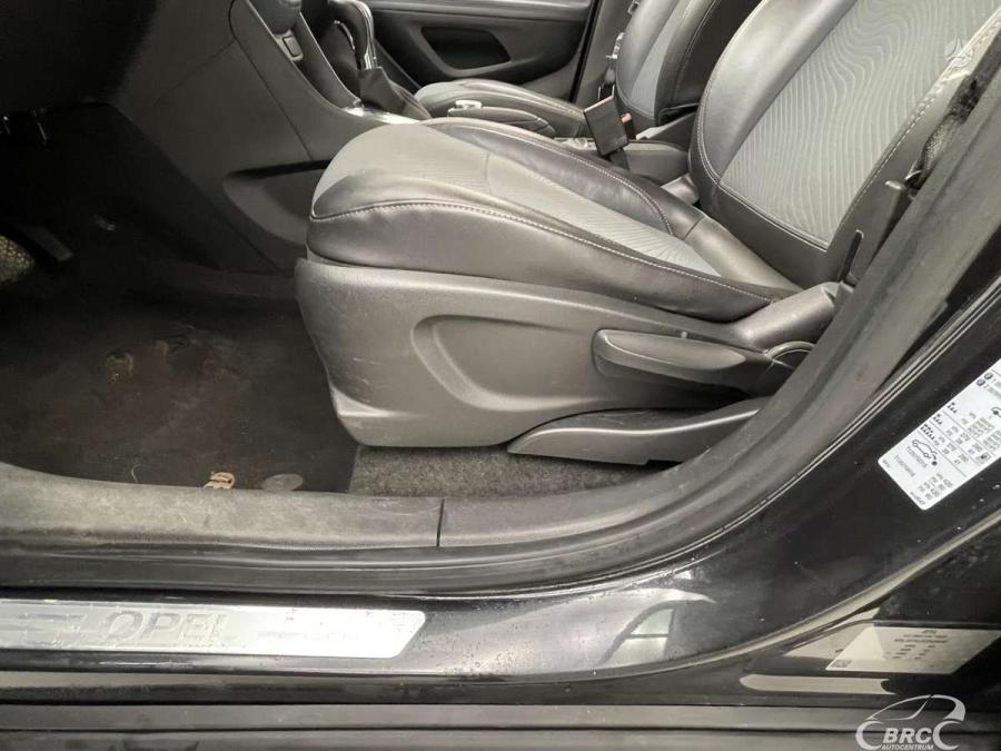 Melns Opel Mokka 2013 Viļņa, ar dzinēja tilpumu 1.69 L un nobraukumu 118 tūkst. km par 6900 €, foto 21 vietnē AUTOMOTO.COM.LV
