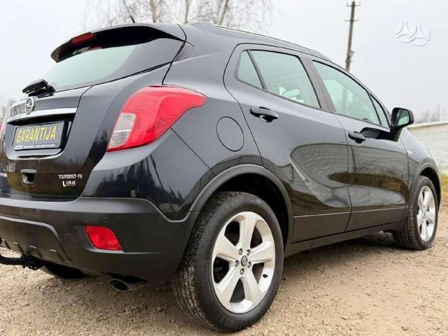 Black Opel Mokka 2013 in Siauliai, with an engine capacity of 1.36 L and mileage of 158 thousand km for 6950 €, photo 8 on AUTOMOTO.COM.LV