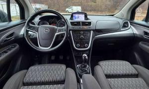 Black Opel Mokka 2013 in Siauliai, with an engine capacity of 1.36 L and mileage of 158 thousand km for 6950 €, photo 19 on AUTOMOTO.COM.LV