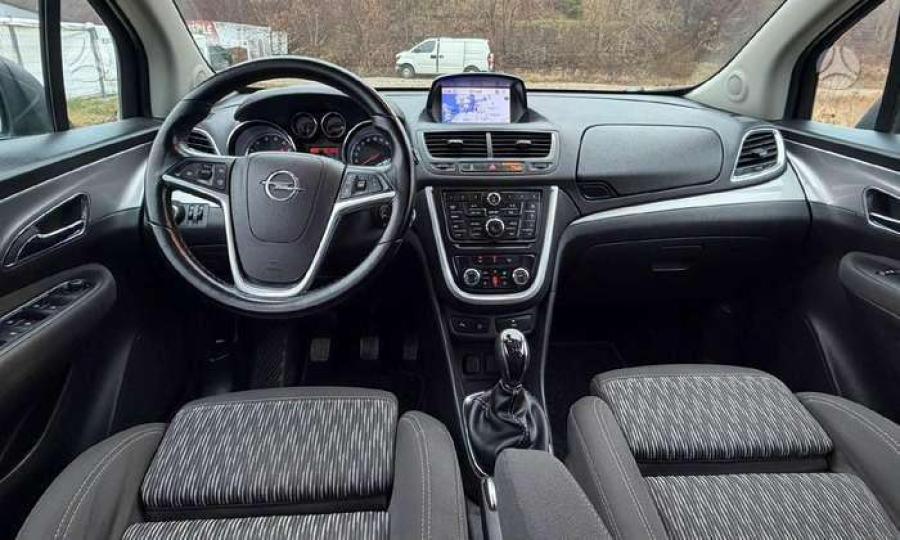 Black Opel Mokka 2013 in Siauliai, with an engine capacity of 1.36 L and mileage of 158 thousand km for 6950 €, photo 19 on AUTOMOTO.COM.LV