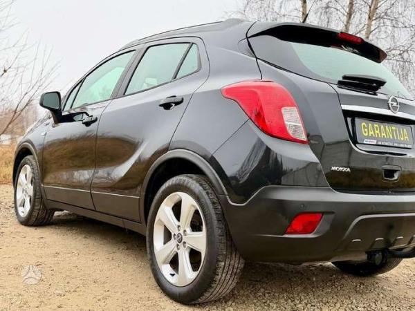 Black Opel Mokka 2013 in Siauliai, with an engine capacity of 1.36 L and mileage of 158 thousand km for 6950 €, photo 7 on AUTOMOTO.COM.LV