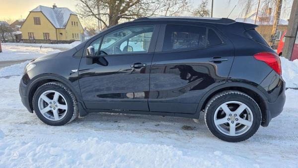 Black Opel Mokka 2013 in Siauliai, with an engine capacity of 1.69 L and mileage of 275 thousand km for 6250 €, photo 2 on AUTOMOTO.COM.LV