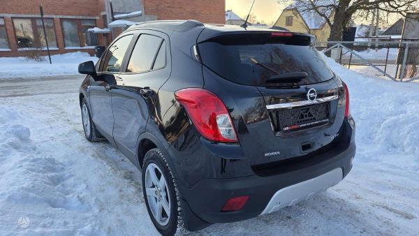 Black Opel Mokka 2013 in Siauliai, with an engine capacity of 1.69 L and mileage of 275 thousand km for 6250 €, photo 3 on AUTOMOTO.COM.LV