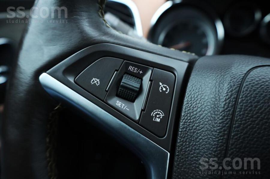 Black Opel Mokka 2013 in Riga, with an engine capacity of 1.40 L and mileage of 0 thousand km for 7995 €, photo 16 on AUTOMOTO.COM.LV