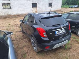 Melns Opel Mokka 2013 Ventspils, ar dzinēja tilpumu 1.70 L un nobraukumu 230 tūkst. km par 3500 €, foto 4 vietnē AUTOMOTO.COM.LV