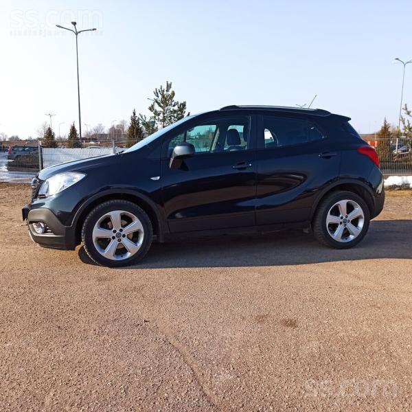 Black Opel Mokka 2013 in Daugavpils, with an engine capacity of 1.70 L and mileage of 0 thousand km for 6500 €, photo 4 on AUTOMOTO.COM.LV