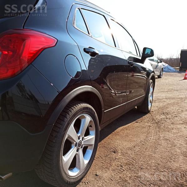 Black Opel Mokka 2013 in Daugavpils, with an engine capacity of 1.70 L and mileage of 0 thousand km for 6500 €, photo 10 on AUTOMOTO.COM.LV