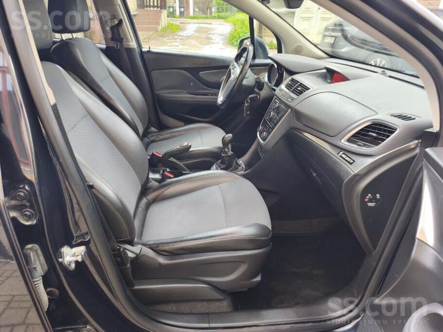 Black Opel Mokka 2013 in Jelgava, with an engine capacity of 1.70 L and mileage of 0 thousand km for 5790 €, photo 14 on AUTOMOTO.COM.LV