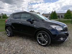 Black Opel Mokka 2013 in Saldus, with an engine capacity of 1.70 L and mileage of 165 thousand km for 8800 €, photo 5 on AUTOMOTO.COM.LV