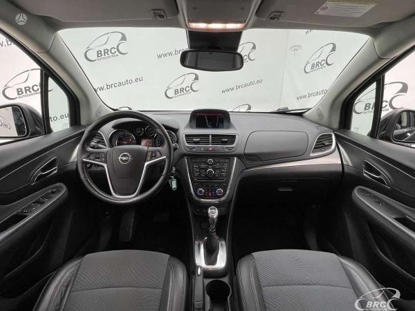 Черный Опель Mokka 2013 в Вильнюс, объемом двигателя 1.69 л и пробегом 118 тыс. км за 5900 €, фото 4 на AUTOMOTO.COM.LV