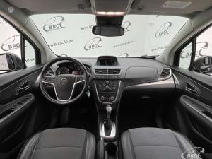 Black Opel Mokka 2013 in Vilnius, with an engine capacity of 1.69 L and mileage of 118 thousand km for 5900 €, photo 5 on AUTOMOTO.COM.LV