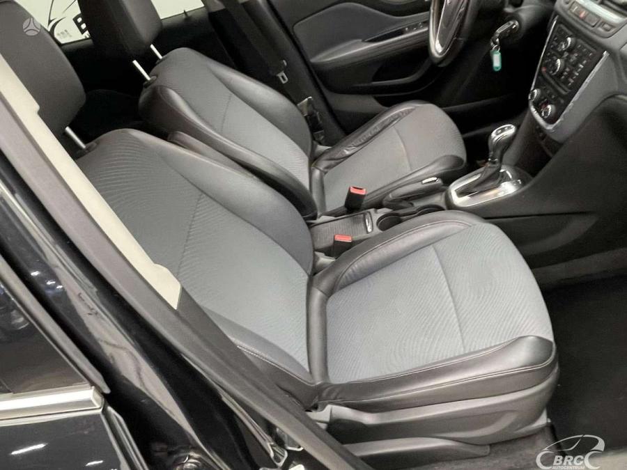 Black Opel Mokka 2013 in Vilnius, with an engine capacity of 1.69 L and mileage of 118 thousand km for 5900 €, photo 7 on AUTOMOTO.COM.LV