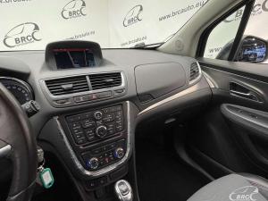 Black Opel Mokka 2013 in Vilnius, with an engine capacity of 1.69 L and mileage of 118 thousand km for 5900 €, photo 27 on AUTOMOTO.COM.LV