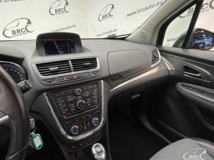 Black Opel Mokka 2013 in Vilnius, with an engine capacity of 1.69 L and mileage of 118 thousand km for 5900 €, photo 27 on AUTOMOTO.COM.LV