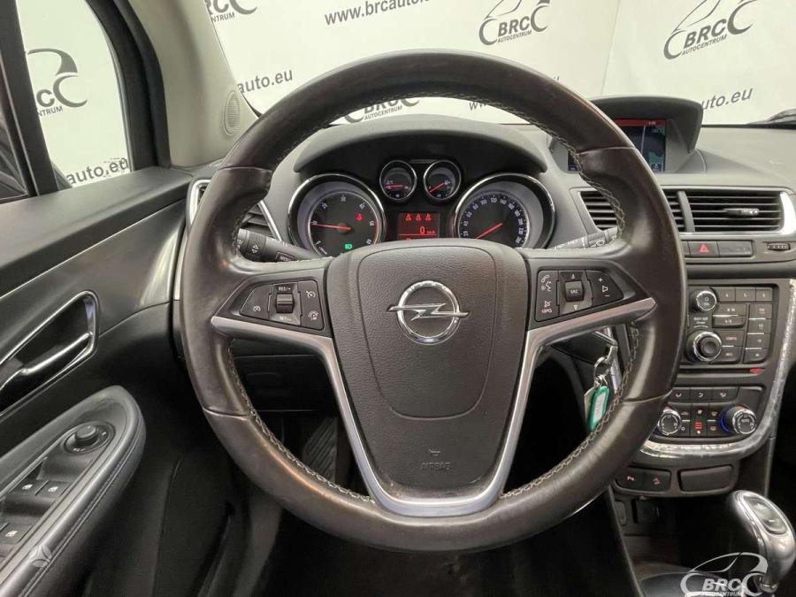 Black Opel Mokka 2013 in Vilnius, with an engine capacity of 1.69 L and mileage of 118 thousand km for 5900 €, photo 28 on AUTOMOTO.COM.LV