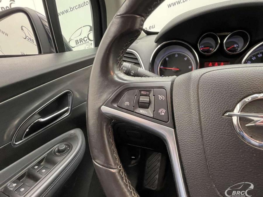 Black Opel Mokka 2013 in Vilnius, with an engine capacity of 1.69 L and mileage of 118 thousand km for 5900 €, photo 30 on AUTOMOTO.COM.LV