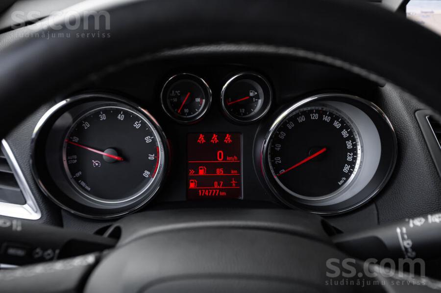 Melns Opel Mokka 2013 Jelgava, ar dzinēja tilpumu 1.60 L un nobraukumu 0 tūkst. km par 6500 €, foto 21 vietnē AUTOMOTO.COM.LV